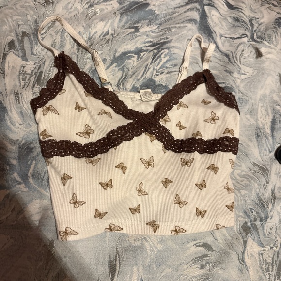 Full Tilt | Tops | White And Brown Butterfly Print Cami Top | Poshmark